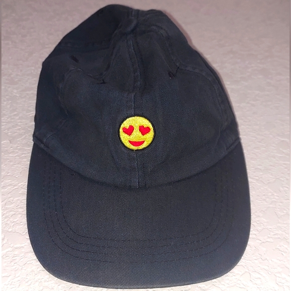 Accessories | Emoji Adjustable Baseball Cap Cute Emoticon Heart Eyes ...